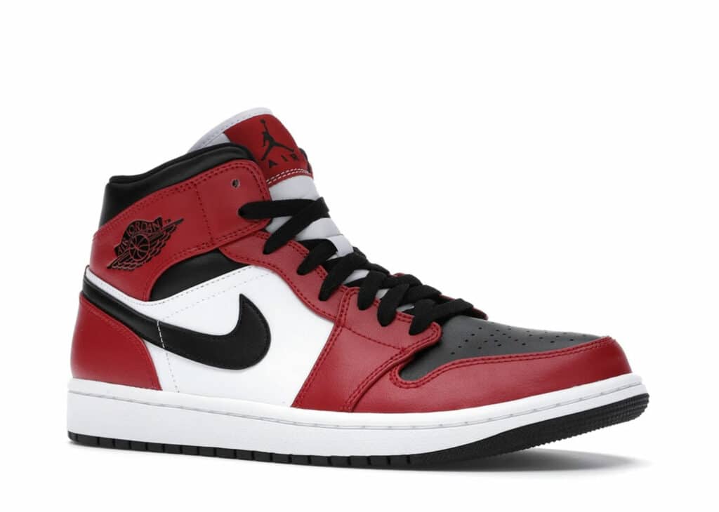 Buy Air Jordan 1 Mid Chicago Toe Online in Australia | KickSTW